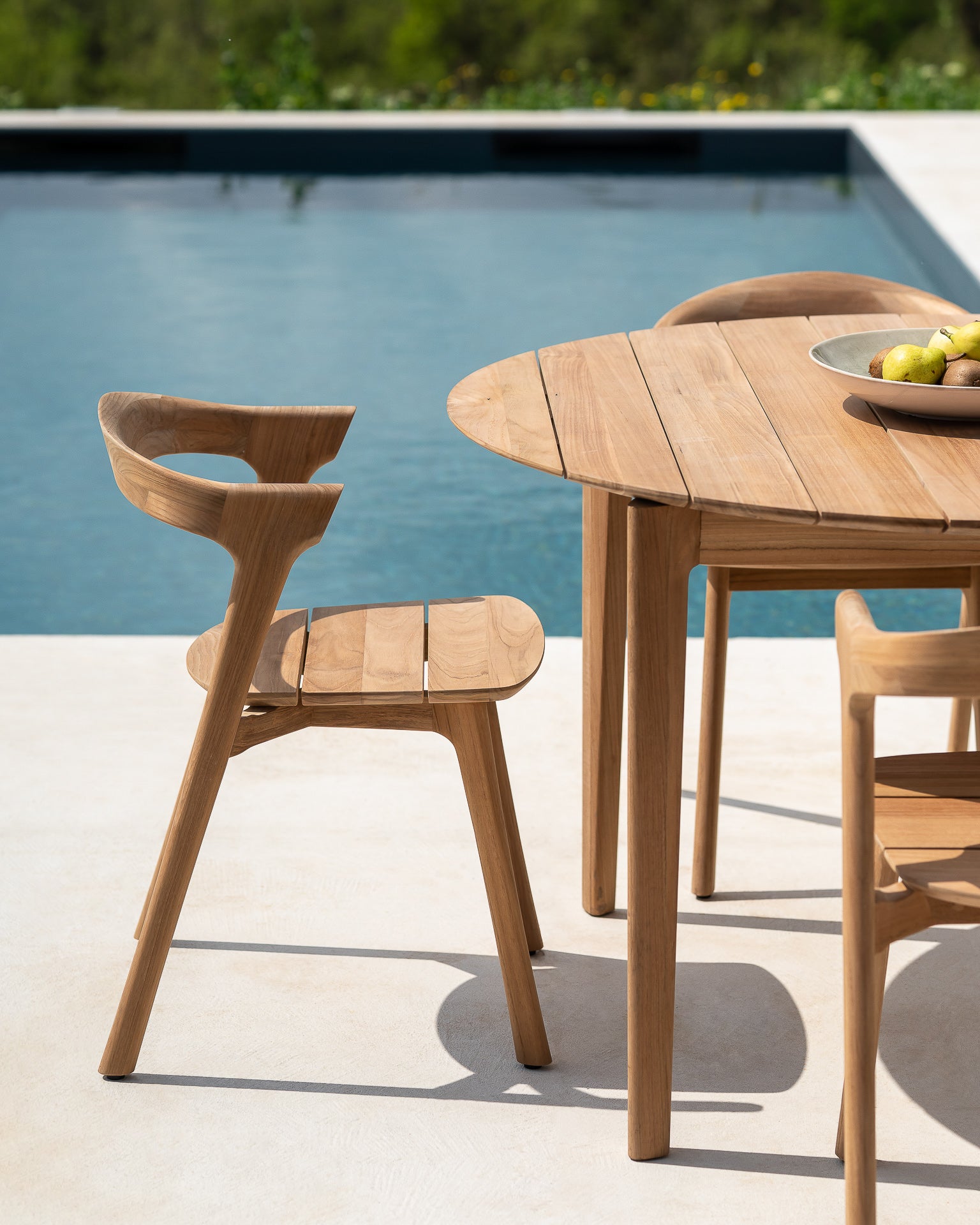 Bok Outdoor Dining Table Teak Round by Ethnicraft – White Cliff Studio