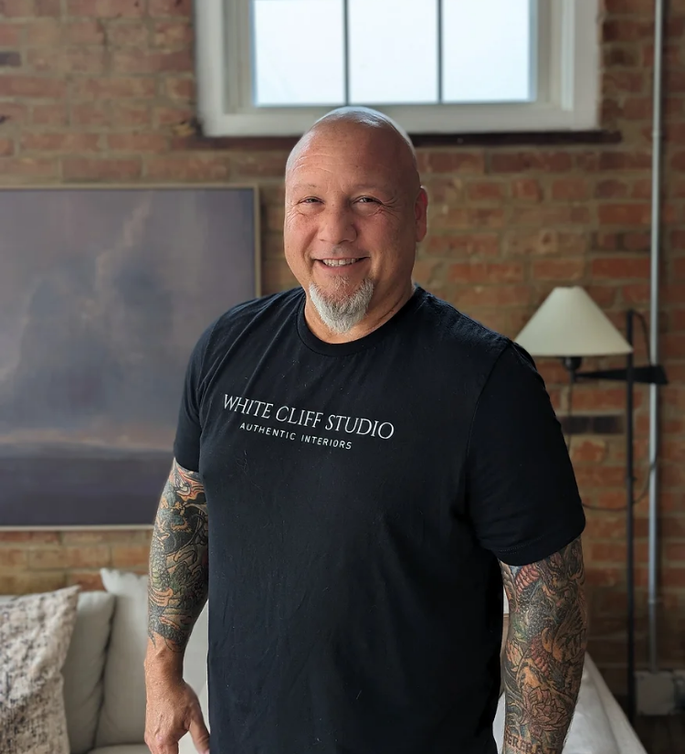 About – White Cliff Studio